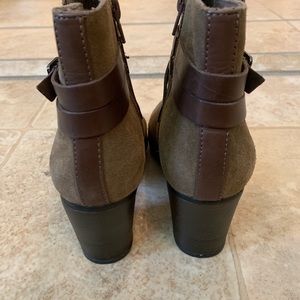 Clarks | Shoes | New Clarks Suede Ankle Boots Sz 6 | Poshmark